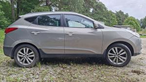 Pelēks Hyundai ix35 2011 Šauļi, ar dzinēja tilpumu 2.00 L un nobraukumu 187 tūkst. km par 1999 €, foto 8 vietnē AUTOMOTO.COM.LV