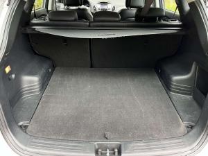 Grey Hyundai ix35 2011 in Taurage, with an engine capacity of 1.59 L and mileage of 230 thousand km for 4450 €, photo 20 on AUTOMOTO.COM.LV