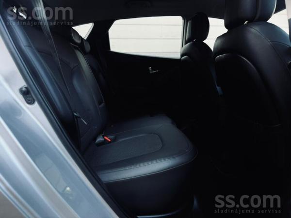 Pelēks Hyundai ix35 2011 Cēsis, ar dzinēja tilpumu 1.60 L un nobraukumu 0 tūkst. km par 6650 €, foto 10 vietnē AUTOMOTO.COM.LV