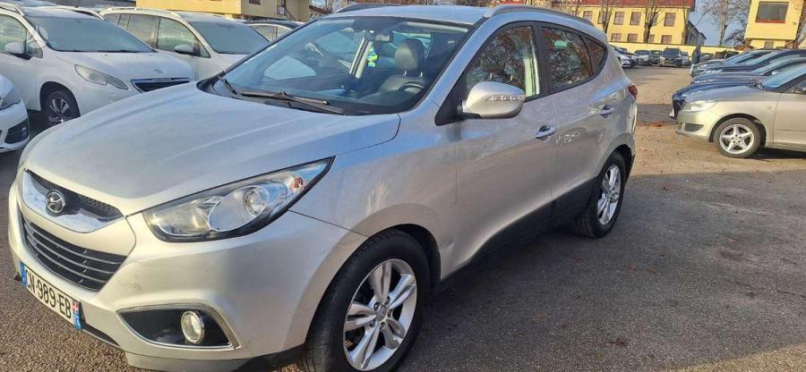 Pelēks Hyundai ix35 2012 Tauragė, ar dzinēja tilpumu 2.00 L un nobraukumu 150 tūkst. km par 4500 €, foto 2 vietnē AUTOMOTO.COM.LV