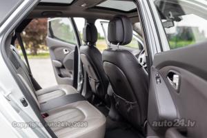 Grey Hyundai ix35 2012 in Tallinn, with an engine capacity of 2.00 L and mileage of 175 thousand km for 6699 €, photo 13 on AUTOMOTO.COM.LV