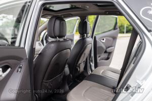 Grey Hyundai ix35 2012 in Tallinn, with an engine capacity of 2.00 L and mileage of 175 thousand km for 6699 €, photo 16 on AUTOMOTO.COM.LV