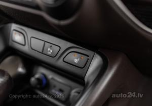 Grey Hyundai ix35 2012 in Tallinn, with an engine capacity of 2.00 L and mileage of 175 thousand km for 6699 €, photo 19 on AUTOMOTO.COM.LV