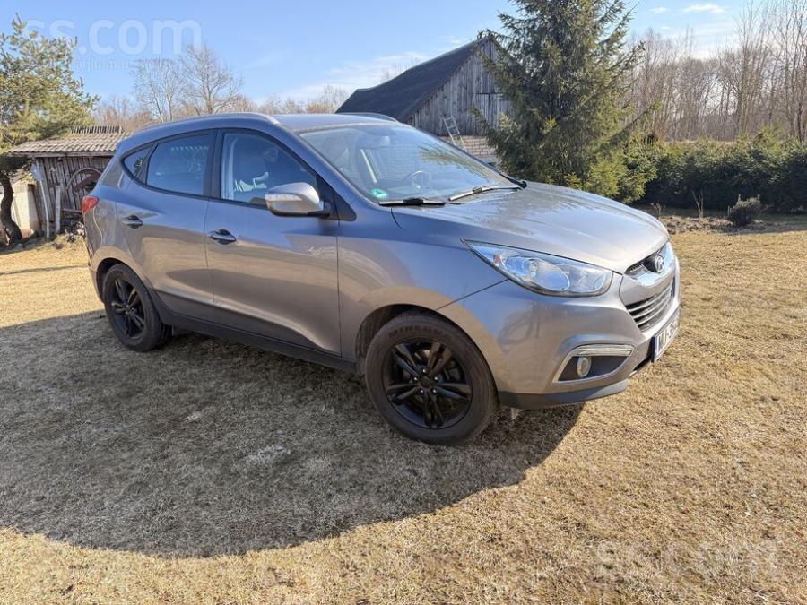 Pelēks Hyundai ix35 2012 Aizkraukle, ar dzinēja tilpumu 2.00 L un nobraukumu 234 tūkst. km par 5500 €, foto 7 vietnē AUTOMOTO.COM.LV