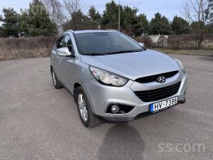 Pelēks Hyundai ix35 2012 Rīga, ar dzinēja tilpumu 1.60 L un nobraukumu 145 tūkst. km par 6500 €, foto 4 vietnē AUTOMOTO.COM.LV