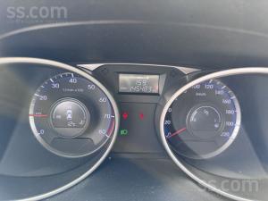 Pelēks Hyundai ix35 2012 Rīga, ar dzinēja tilpumu 1.60 L un nobraukumu 145 tūkst. km par 6500 €, foto 11 vietnē AUTOMOTO.COM.LV