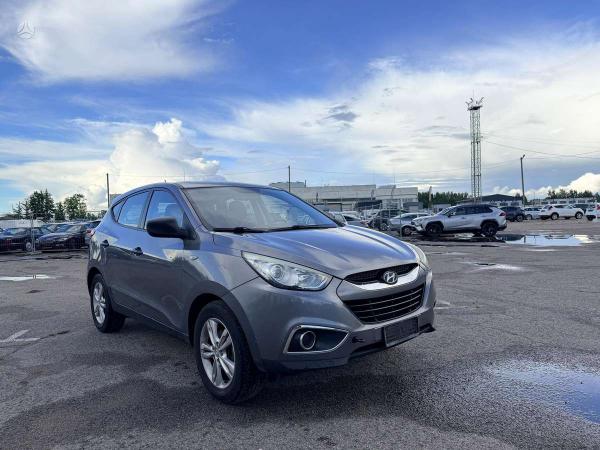 Pelēks Hyundai ix35 2012 Panevēža, ar dzinēja tilpumu 1.70 L un nobraukumu 188 tūkst. km par 3250 €, foto 6 vietnē AUTOMOTO.COM.LV