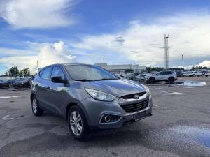 Grey Hyundai ix35 2012 in Panevezys, with an engine capacity of 1.70 L and mileage of 188 thousand km for 3250 €, photo 7 on AUTOMOTO.COM.LV