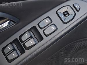 Grey Hyundai ix35 2012 in Ogre, with an engine capacity of 2.00 L and mileage of 241 thousand km for 6950 €, photo 14 on AUTOMOTO.COM.LV