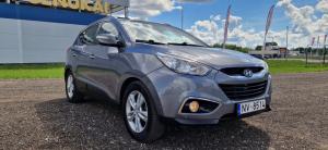 Grey Hyundai ix35 2013 in Riga, with an engine capacity of 2.00 L and mileage of 228 thousand km for 8450 €, photo 8 on AUTOMOTO.COM.LV