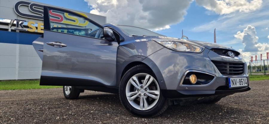Grey Hyundai ix35 2013 in Riga, with an engine capacity of 2.00 L and mileage of 228 thousand km for 8450 €, photo 35 on AUTOMOTO.COM.LV