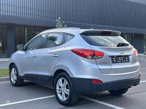Pelēks Hyundai ix35 2013 Utena, ar dzinēja tilpumu 1.69 L un nobraukumu 147 tūkst. km par 4999 €, foto 8 vietnē AUTOMOTO.COM.LV