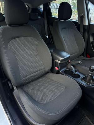Pelēks Hyundai ix35 2013 Utena, ar dzinēja tilpumu 1.69 L un nobraukumu 147 tūkst. km par 4999 €, foto 11 vietnē AUTOMOTO.COM.LV