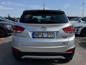 Grey Hyundai ix35 2013 in Vilnius, with an engine capacity of 1.60 L and mileage of 228 thousand km for 5390 €, photo 10 on AUTOMOTO.COM.LV