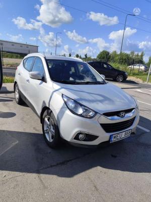 Pelēks Hyundai ix35 2013 Kauņa, ar dzinēja tilpumu 2.00 L un nobraukumu 226 tūkst. km par 8650 €, foto 4 vietnē AUTOMOTO.COM.LV