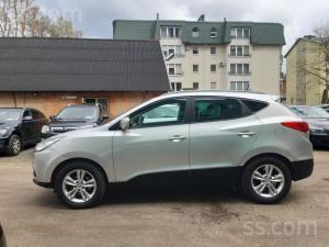 Pelēks Hyundai ix35 2013 Daugavpils, ar dzinēja tilpumu 1.70 L un nobraukumu 0 tūkst. km par 6950 €, foto 10 vietnē AUTOMOTO.COM.LV