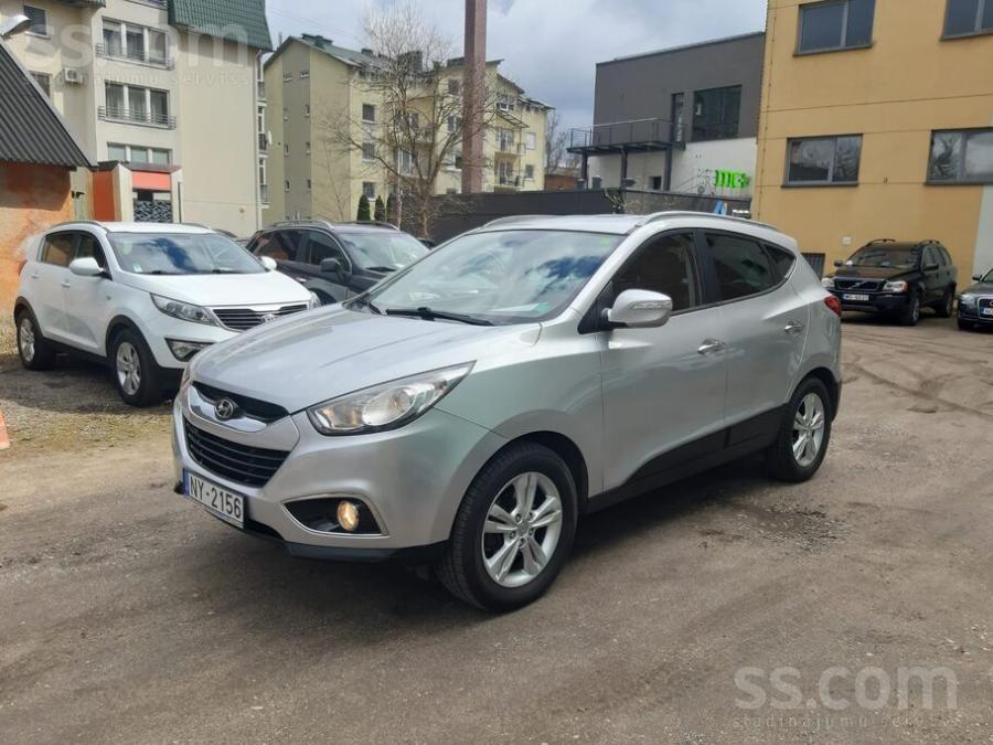 Pelēks Hyundai ix35 2013 Daugavpils, ar dzinēja tilpumu 1.70 L un nobraukumu 0 tūkst. km par 6950 €, foto 12 vietnē AUTOMOTO.COM.LV