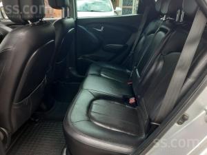 Pelēks Hyundai ix35 2013 Daugavpils, ar dzinēja tilpumu 1.70 L un nobraukumu 0 tūkst. km par 6950 €, foto 15 vietnē AUTOMOTO.COM.LV