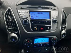 Pelēks Hyundai ix35 2013 Daugavpils, ar dzinēja tilpumu 1.70 L un nobraukumu 0 tūkst. km par 6950 €, foto 17 vietnē AUTOMOTO.COM.LV