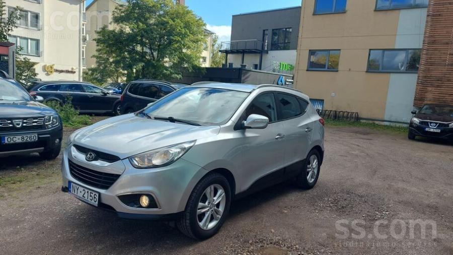 Grey Hyundai ix35 2013 in Daugavpils, with an engine capacity of 1.70 L and mileage of 0 thousand km for 6500 €, photo 14 on AUTOMOTO.COM.LV
