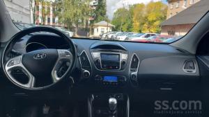 Grey Hyundai ix35 2013 in Daugavpils, with an engine capacity of 1.70 L and mileage of 0 thousand km for 6500 €, photo 21 on AUTOMOTO.COM.LV
