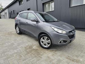 Grey Hyundai ix35 2013 in Telschi, with an engine capacity of 2.00 L and mileage of 161 thousand km for 7600 €, photo 5 on AUTOMOTO.COM.LV