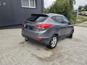 Grey Hyundai ix35 2013 in Telschi, with an engine capacity of 2.00 L and mileage of 161 thousand km for 7600 €, photo 8 on AUTOMOTO.COM.LV