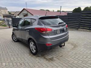 Grey Hyundai ix35 2013 in Telschi, with an engine capacity of 2.00 L and mileage of 161 thousand km for 7600 €, photo 10 on AUTOMOTO.COM.LV
