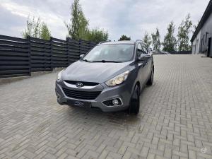 Grey Hyundai ix35 2013 in Telschi, with an engine capacity of 2.00 L and mileage of 161 thousand km for 7600 €, photo 15 on AUTOMOTO.COM.LV