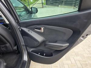 Grey Hyundai ix35 2013 in Telschi, with an engine capacity of 2.00 L and mileage of 161 thousand km for 7600 €, photo 30 on AUTOMOTO.COM.LV