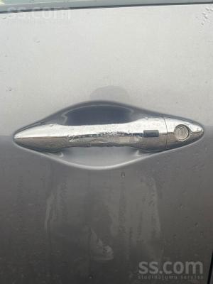 Pelēks Hyundai ix35 2013 Rīga, ar dzinēja tilpumu 2.00 L un nobraukumu 220 tūkst. km par 6200 €, foto 4 vietnē AUTOMOTO.COM.LV