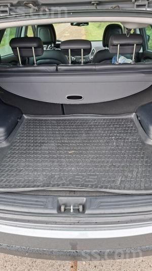 Pelēks Hyundai ix35 2013 Rīga, ar dzinēja tilpumu 2.00 L un nobraukumu 220 tūkst. km par 6200 €, foto 20 vietnē AUTOMOTO.COM.LV