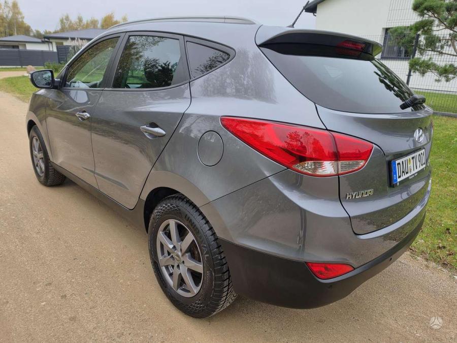Серый Хендай их35 2013 в Утена, объемом двигателя 2.00 л и пробегом 271 тыс. км за 4200 €, фото 8 на AUTOMOTO.COM.LV