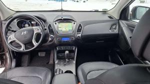 Grey Hyundai ix35 2014 in Kaunas, with an engine capacity of 2.00 L and mileage of 139 thousand km for 8650 €, photo 16 on AUTOMOTO.COM.LV