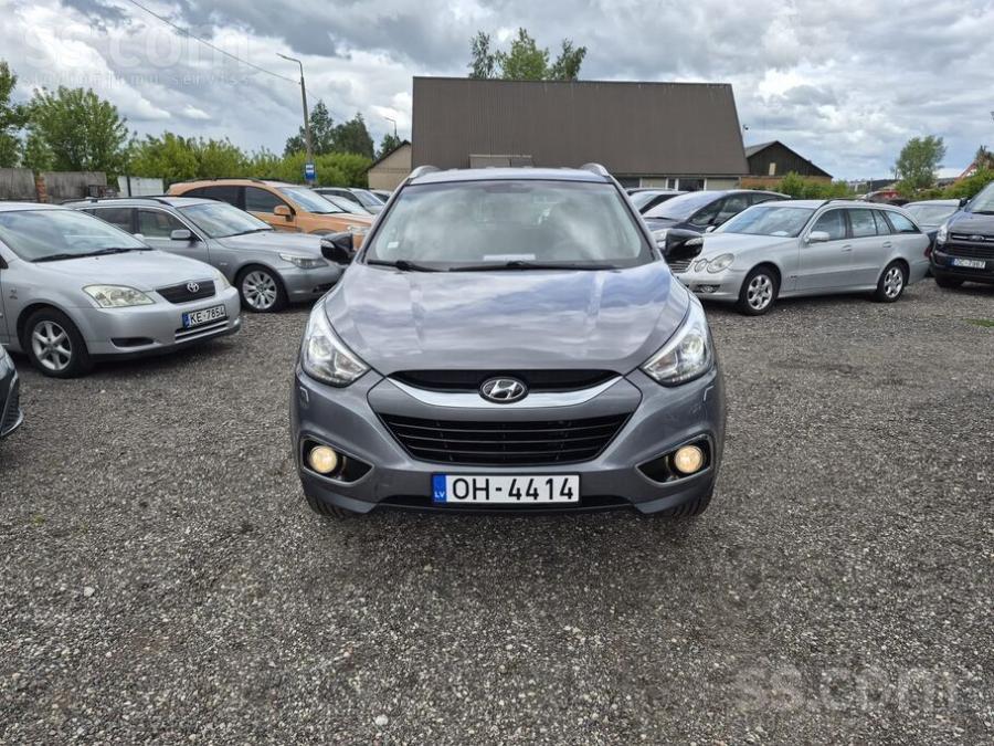 Pelēks Hyundai ix35 2014 Daugavpils, ar dzinēja tilpumu 1.70 L un nobraukumu 0 tūkst. km par 7250 €, foto 3 vietnē AUTOMOTO.COM.LV