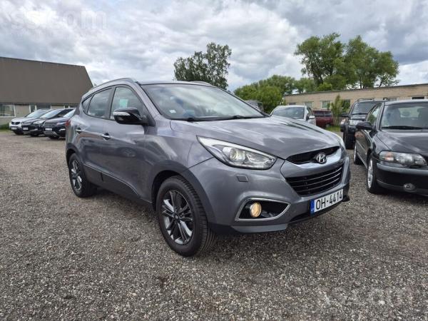 Grey Hyundai ix35 2014 in Daugavpils, with an engine capacity of 1.70 L and mileage of 0 thousand km for 7250 €, photo 3 on AUTOMOTO.COM.LV