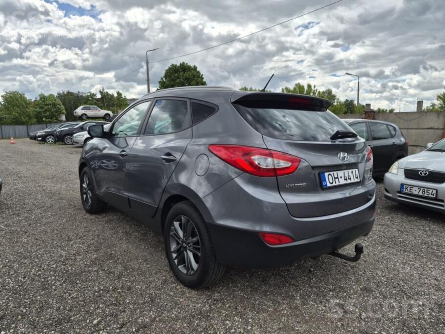 Pelēks Hyundai ix35 2014 Daugavpils, ar dzinēja tilpumu 1.70 L un nobraukumu 0 tūkst. km par 7250 €, foto 5 vietnē AUTOMOTO.COM.LV