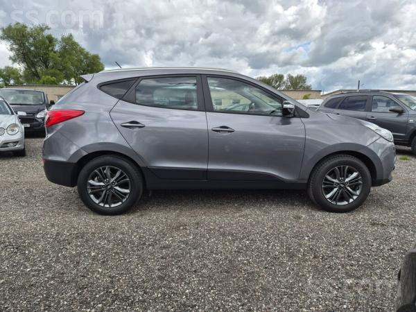 Grey Hyundai ix35 2014 in Daugavpils, with an engine capacity of 1.70 L and mileage of 0 thousand km for 7250 €, photo 8 on AUTOMOTO.COM.LV