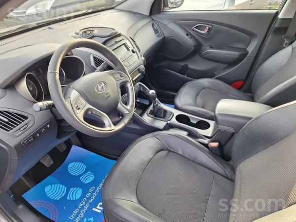 Grey Hyundai ix35 2014 in Daugavpils, with an engine capacity of 1.70 L and mileage of 0 thousand km for 7250 €, photo 10 on AUTOMOTO.COM.LV