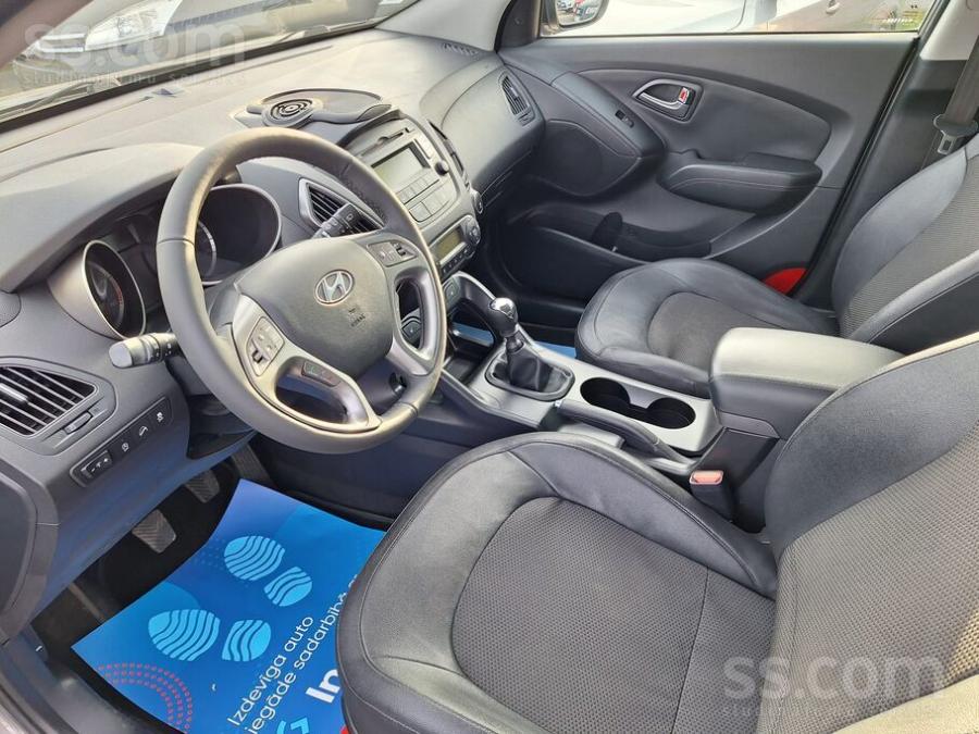 Pelēks Hyundai ix35 2014 Daugavpils, ar dzinēja tilpumu 1.70 L un nobraukumu 0 tūkst. km par 7250 €, foto 11 vietnē AUTOMOTO.COM.LV