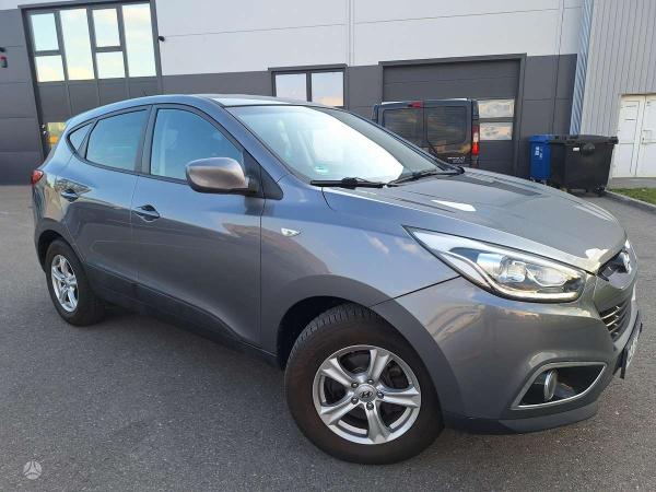 Grey Hyundai ix35 2014 in Jonava, with an engine capacity of 1.69 L and mileage of 178 thousand km for 6250 €, photo 6 on AUTOMOTO.COM.LV