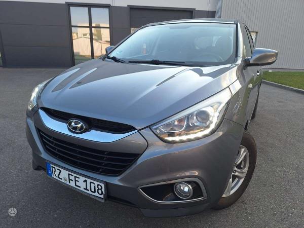 Grey Hyundai ix35 2014 in Jonava, with an engine capacity of 1.69 L and mileage of 178 thousand km for 6250 €, photo 9 on AUTOMOTO.COM.LV