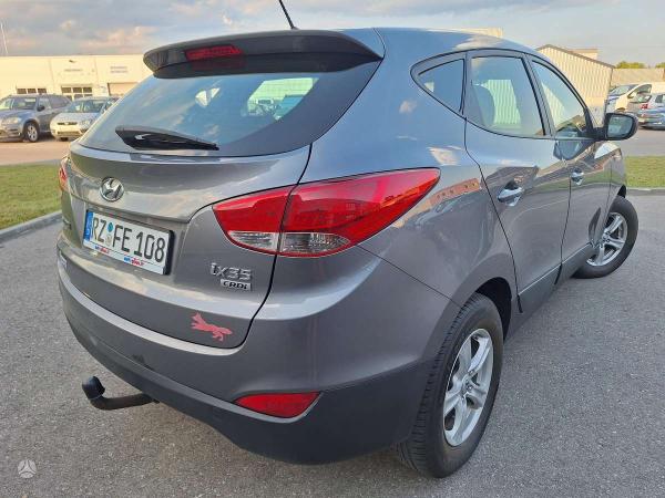 Grey Hyundai ix35 2014 in Jonava, with an engine capacity of 1.69 L and mileage of 178 thousand km for 6250 €, photo 10 on AUTOMOTO.COM.LV