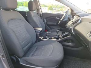 Grey Hyundai ix35 2014 in Jonava, with an engine capacity of 1.69 L and mileage of 178 thousand km for 6250 €, photo 18 on AUTOMOTO.COM.LV