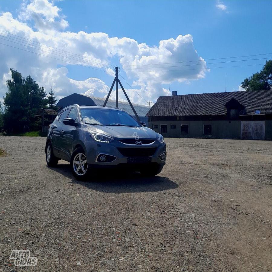 Pelēks Hyundai ix35 2014 Marijampole, ar dzinēja tilpumu 1.70 L un nobraukumu 310 tūkst. km par 4950 €, foto 1 vietnē AUTOMOTO.COM.LV