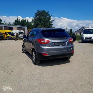 Pelēks Hyundai ix35 2014 Marijampole, ar dzinēja tilpumu 1.70 L un nobraukumu 310 tūkst. km par 4950 €, foto 8 vietnē AUTOMOTO.COM.LV