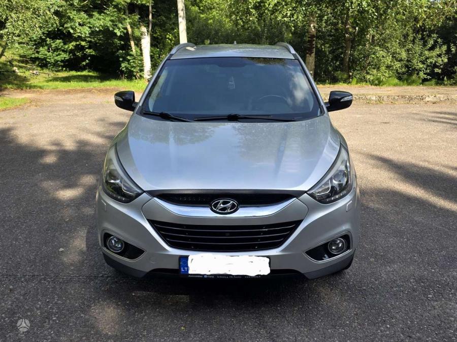 Pelēks Hyundai ix35 2014 Plungė, ar dzinēja tilpumu 2.00 L un nobraukumu 134 tūkst. km par 7200 €, foto 1 vietnē AUTOMOTO.COM.LV