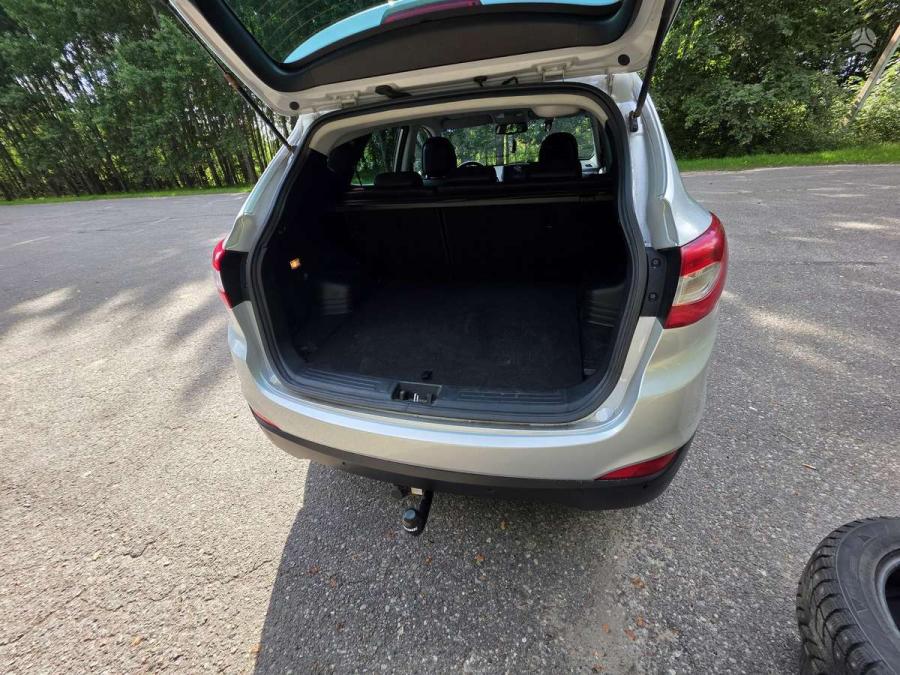 Pelēks Hyundai ix35 2014 Plungė, ar dzinēja tilpumu 2.00 L un nobraukumu 134 tūkst. km par 7200 €, foto 9 vietnē AUTOMOTO.COM.LV