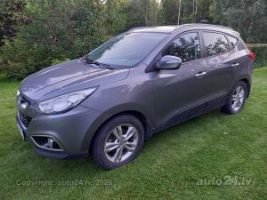 Pelēks Hyundai ix35 2014 Viljandi, ar dzinēja tilpumu 2.00 L un nobraukumu 203 tūkst. km par 5700 €, foto 3 vietnē AUTOMOTO.COM.LV