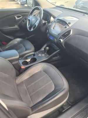 Pelēks Hyundai ix35 2014 Tauragė, ar dzinēja tilpumu 2.00 L un nobraukumu 225 tūkst. km par 7200 €, foto 8 vietnē AUTOMOTO.COM.LV